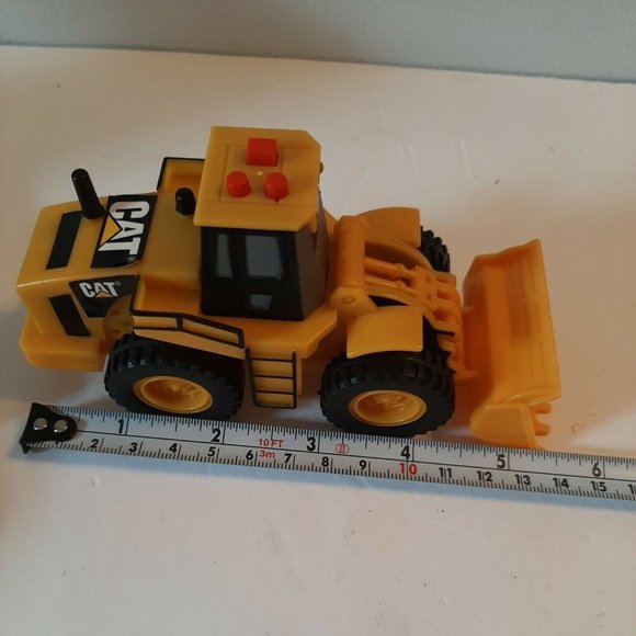 Toy State | Toys | Caterpillar Cat Front End Loader Yellow Truck Toy ...
